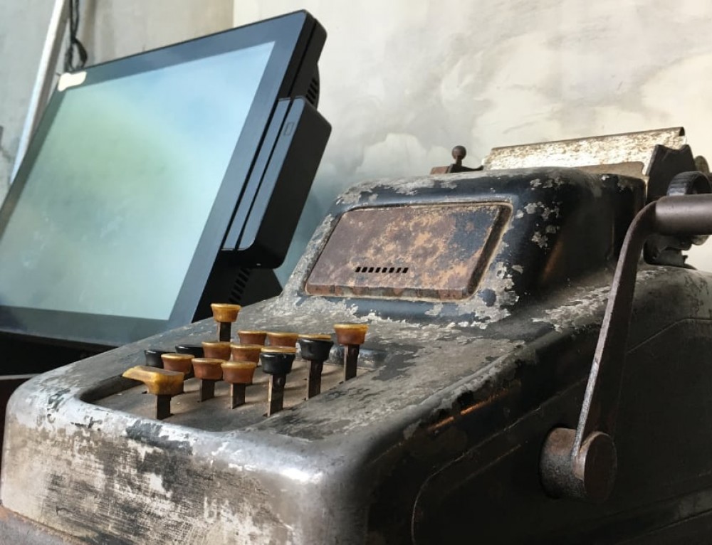 How Does a POS System Work? The Basics Explained